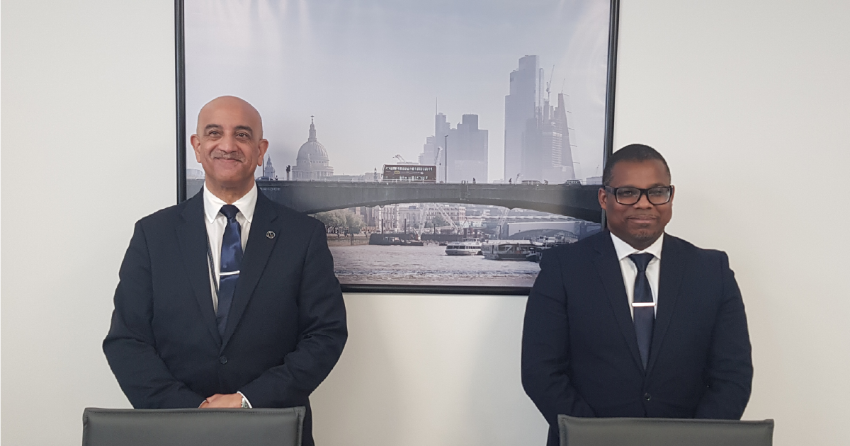 Interview chauffeurs : premier retour d'expérience sur la BMW i7 - Chabé